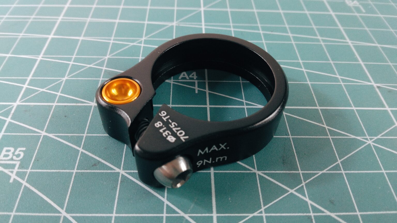 【TB1e】シートクランプ変更【KCNC】 | 散策光画部log